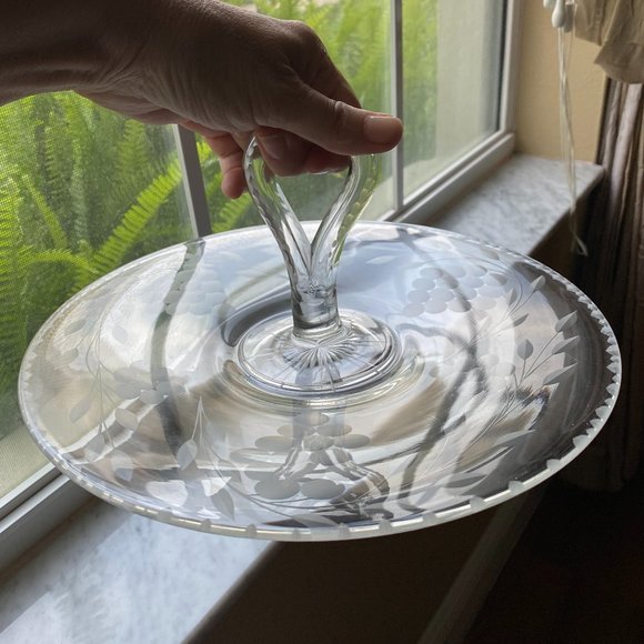 Heisey | Dining | Heisey Crystal Etched Grape Vine Handle Desserttidbit ...